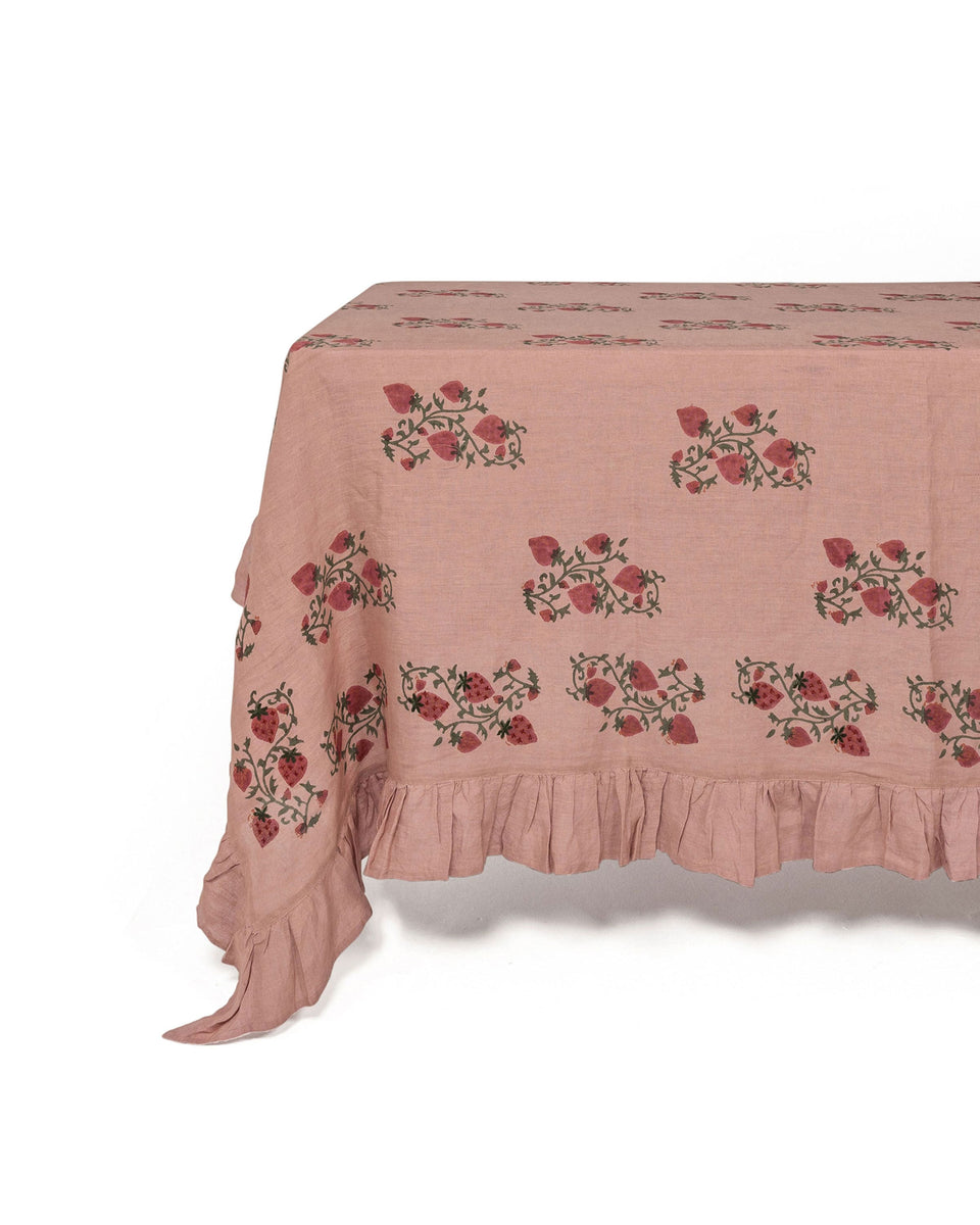 Fraises des bois Tablecloth With Strawberry Motif | Sharland England by ...